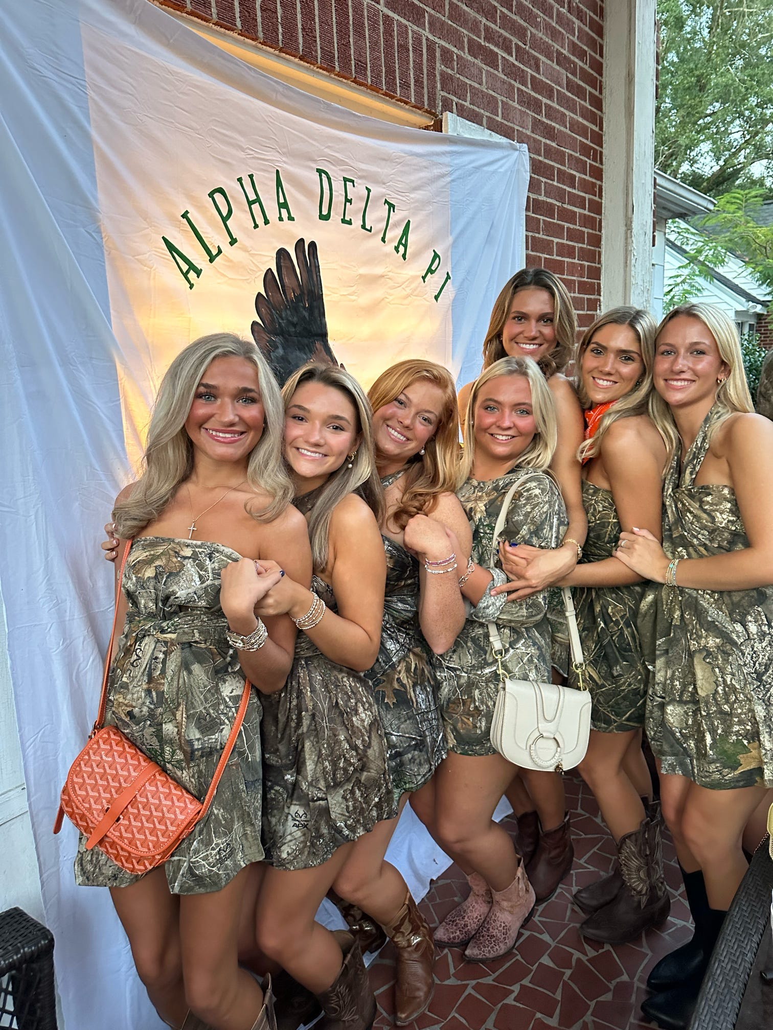 Alpha Delta Pi – ECU Panhellenic Association